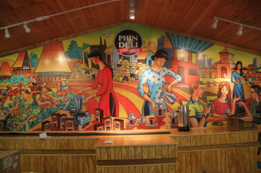 PhinDeli: Sự trở lại của thương hiệu cà phê nổi tiếng